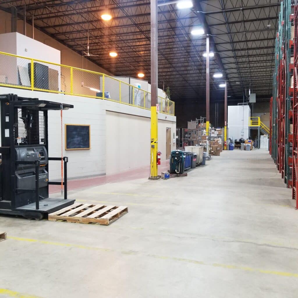Prime Warehouse - Follmer Real Estate