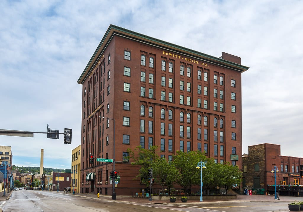 Shared Office Space - Follmer Real Estate