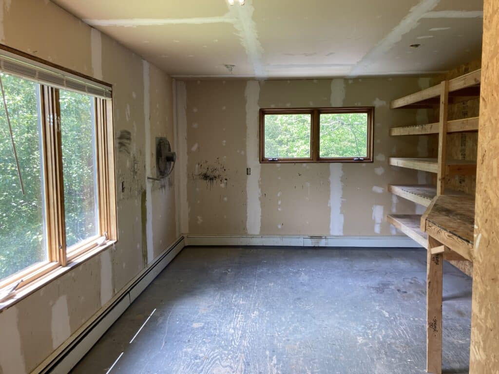 Multi-Use Building - Follmer Real Estate