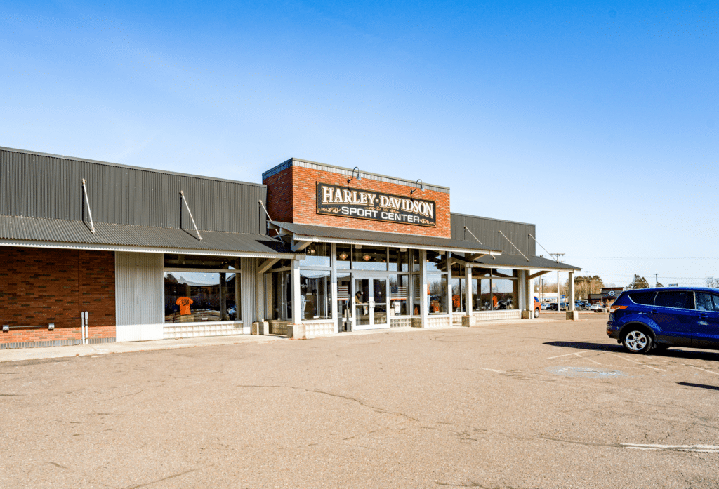 Prime Commercial Property For Sale - Follmer Real Estate